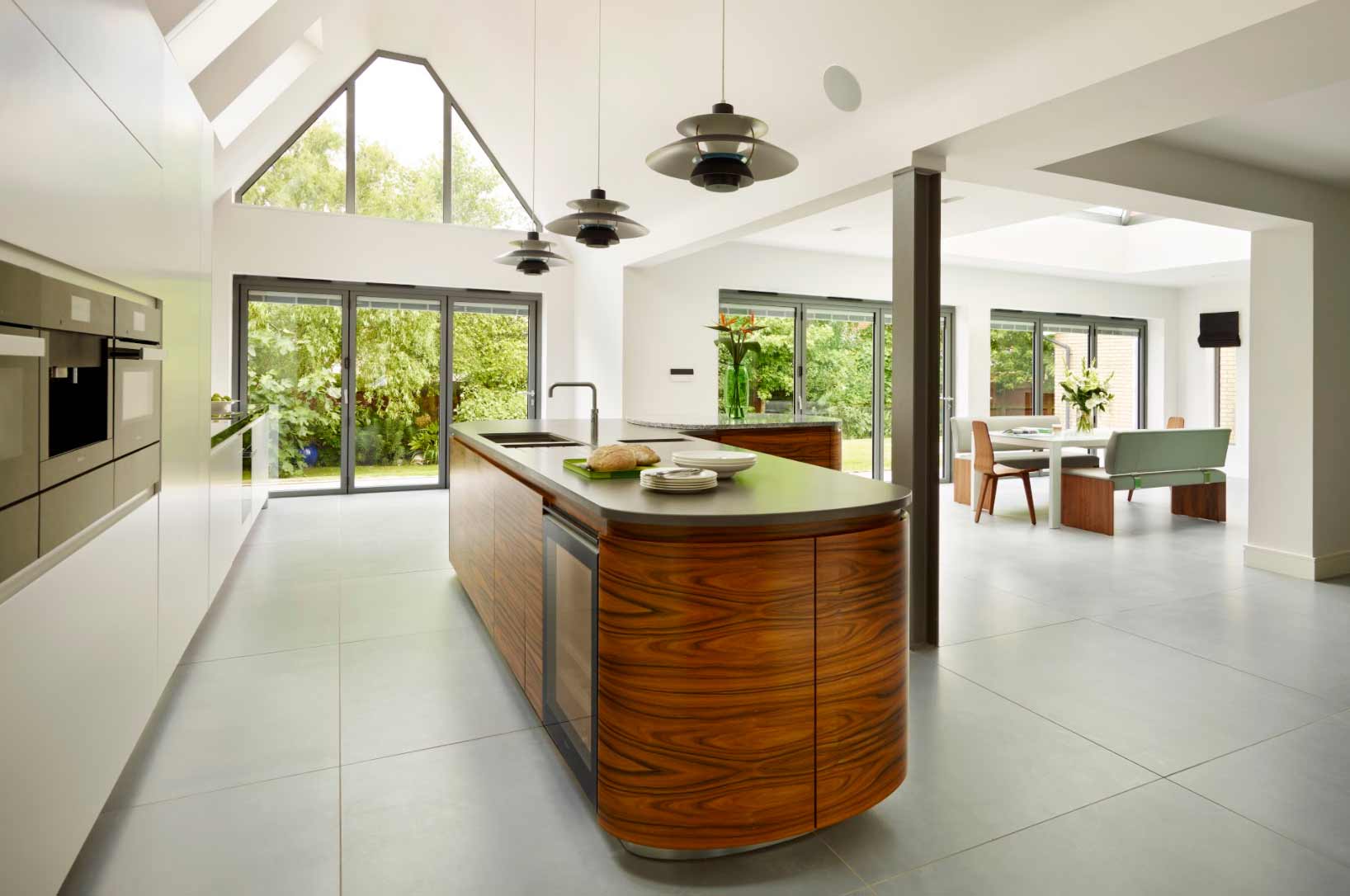 Curves | YEO Design | Our Stories | The Ideas Behind Design